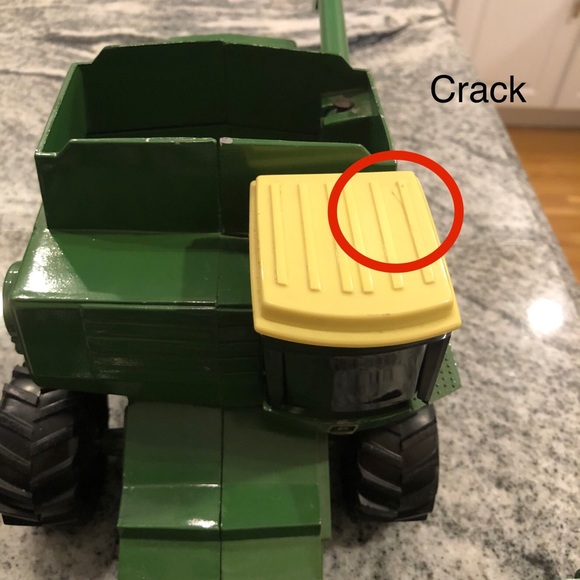 John Deere | Toys | John Deer Cast Iron Combine 16 Scale Yellow Top Cab ...